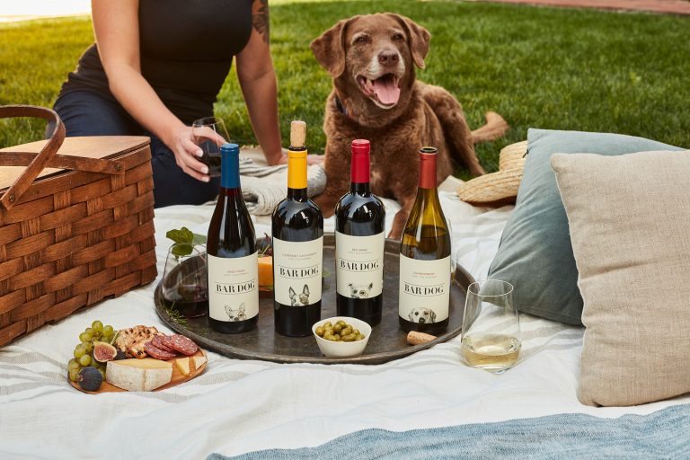 event-page-bar-dog-wine